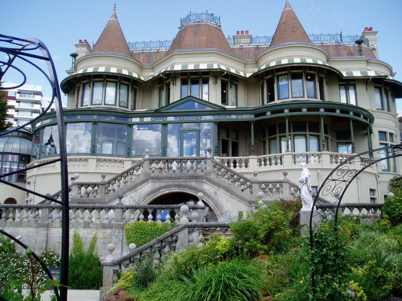 Russell-Coates Art Gallery & Museum – Bournemouth – timbond.co.uk